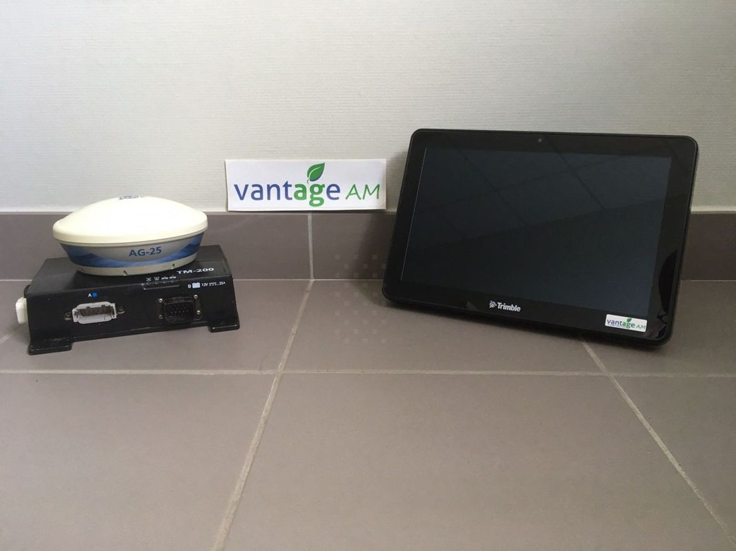 Trimble TMX-2050 EGNOS débloqué ISOBUS et TUVR avec option FmX+ ...